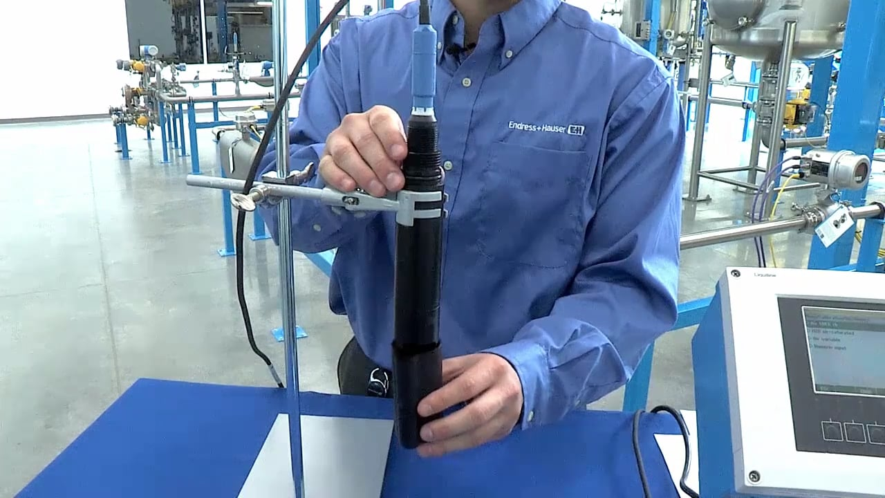Calibrating Dissolved Oxygen with CM44 Transmitter | WaterWorld